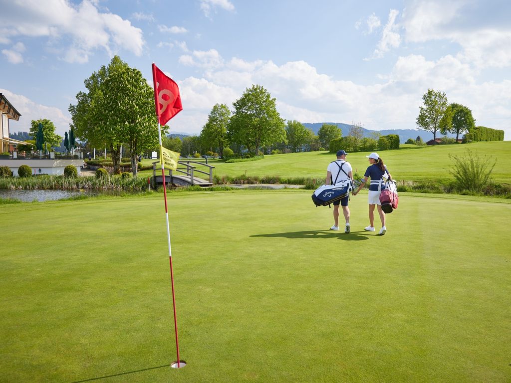 Weekend: "Golf side trip"