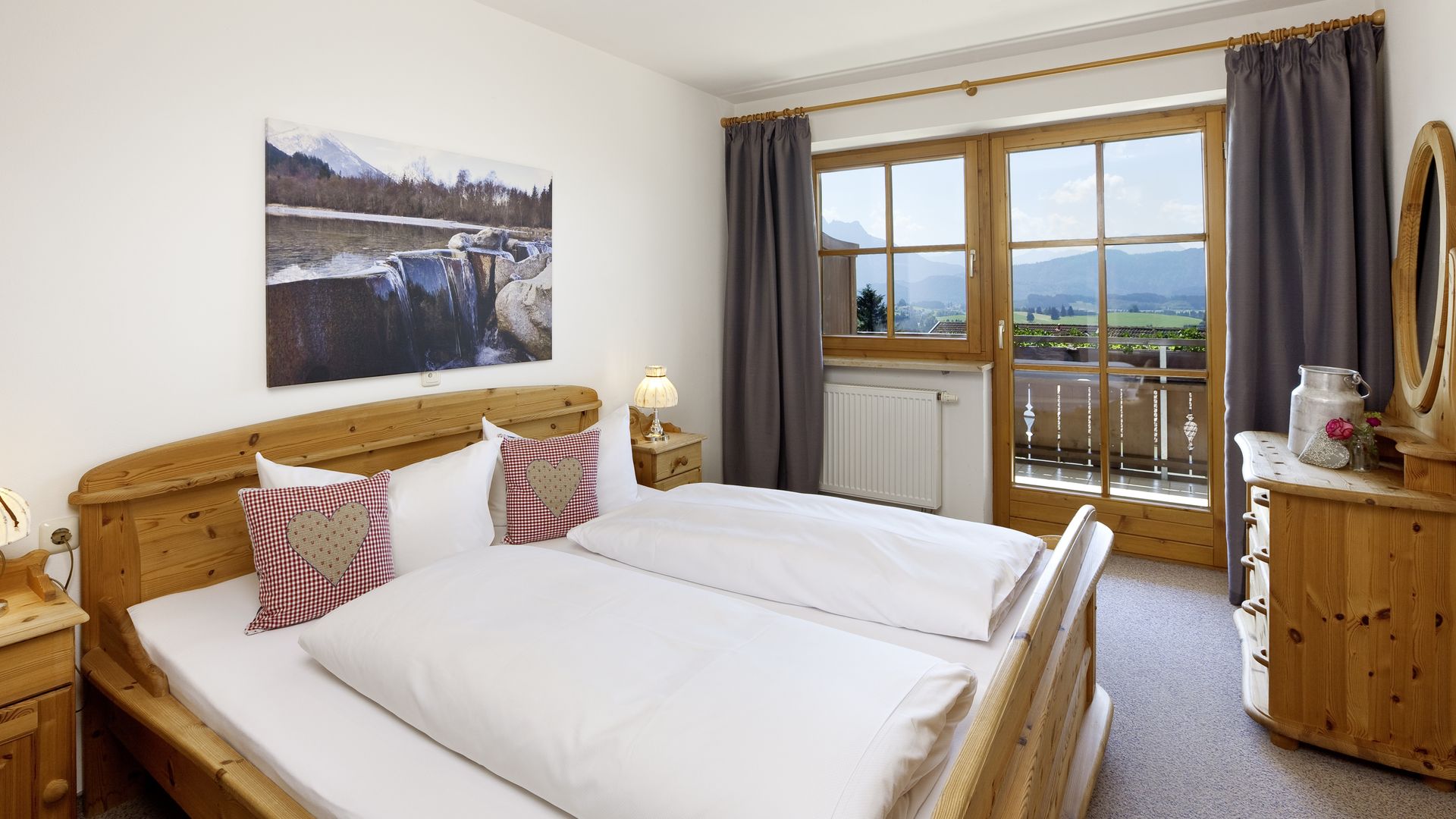 Hopfensee & Schwansee - Hartungs Hoteldorf bei Füssen im Allgäu